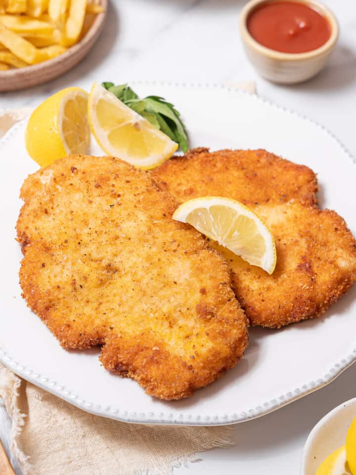 Pollo en Pepitoria (Chicken in Almond Sauce) - Spanish Sabores