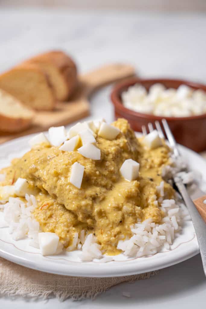 Pollo en Pepitoria (Chicken in Almond Sauce) - Spanish Sabores