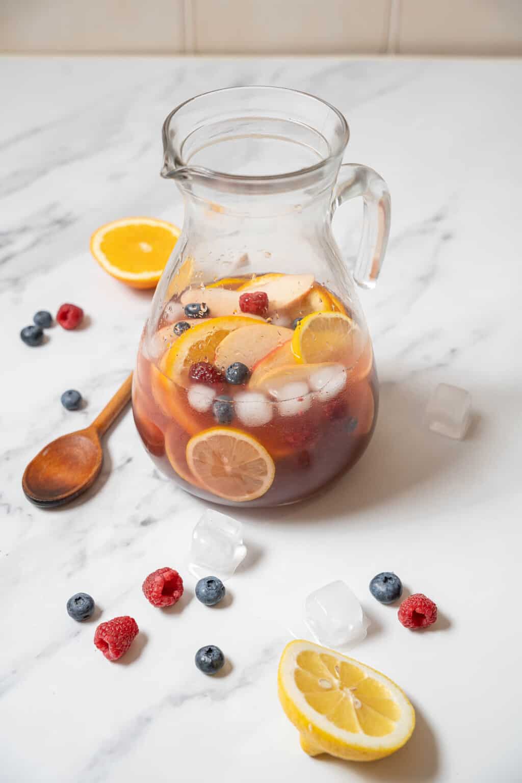 Best Non-Alcoholic Sangria Mocktail - Spanish Sabores