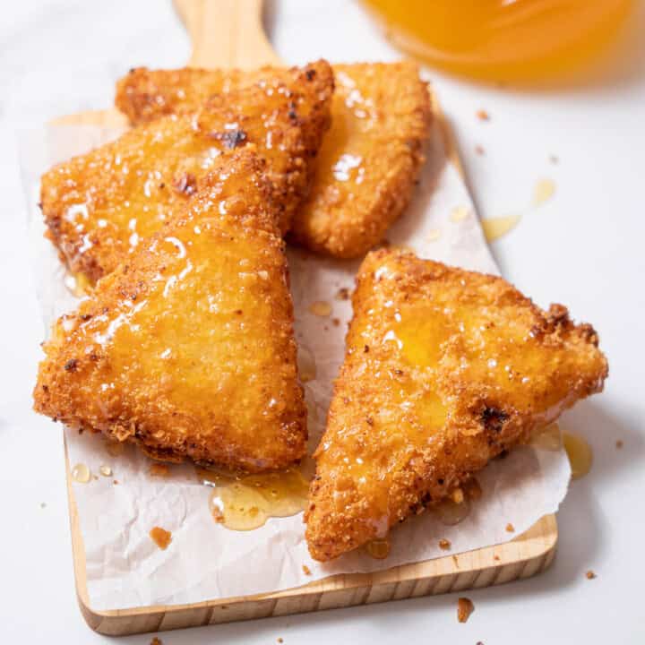 Fried Goat Cheese with Honey - Spanish Sabores